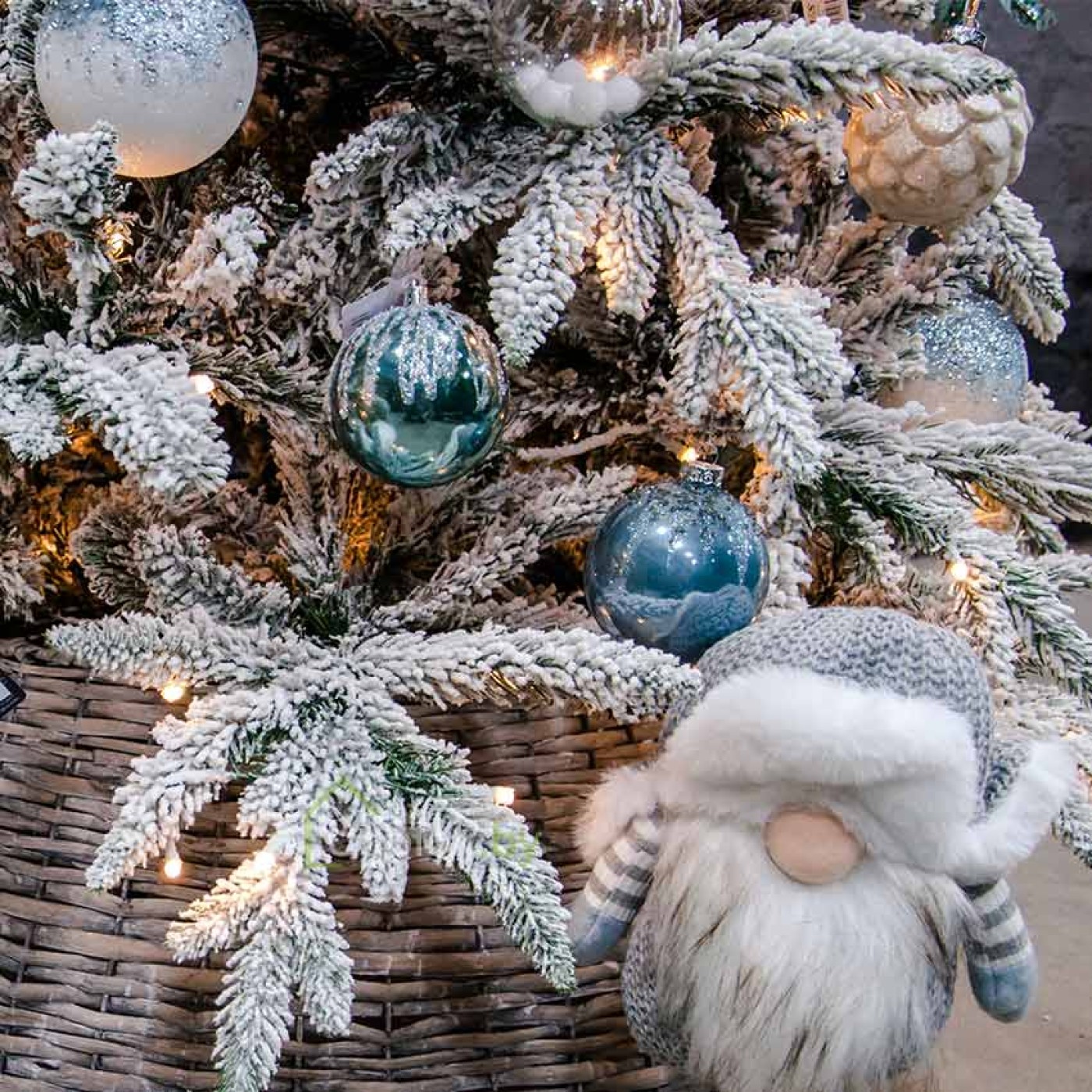 Елочное украшение Шар Kaemingk 1 шт. 8 см голубой рассвет — купить по низкой цене | Ugolok.by